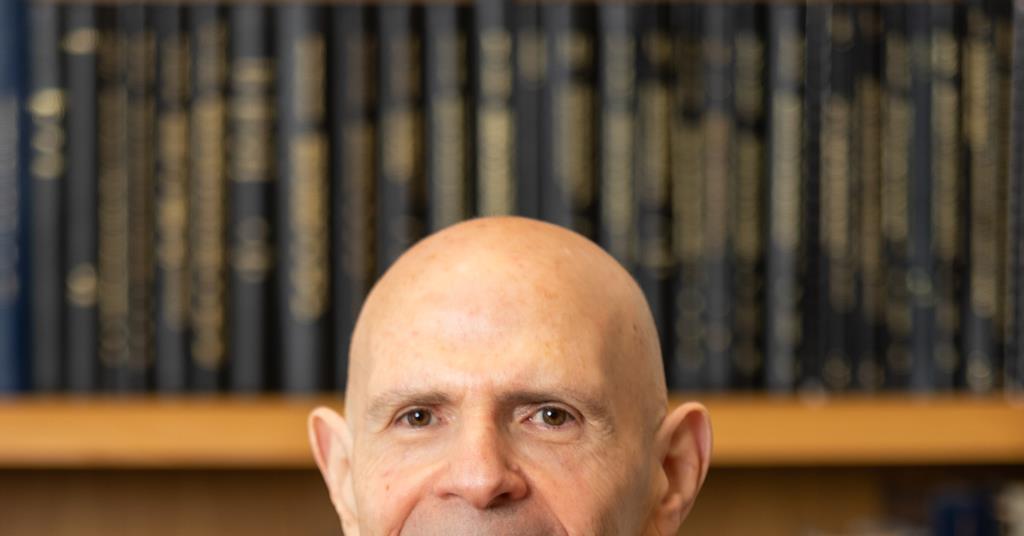 Sam Stupp’s dancing molecules heal spinal cord injuries | International ...