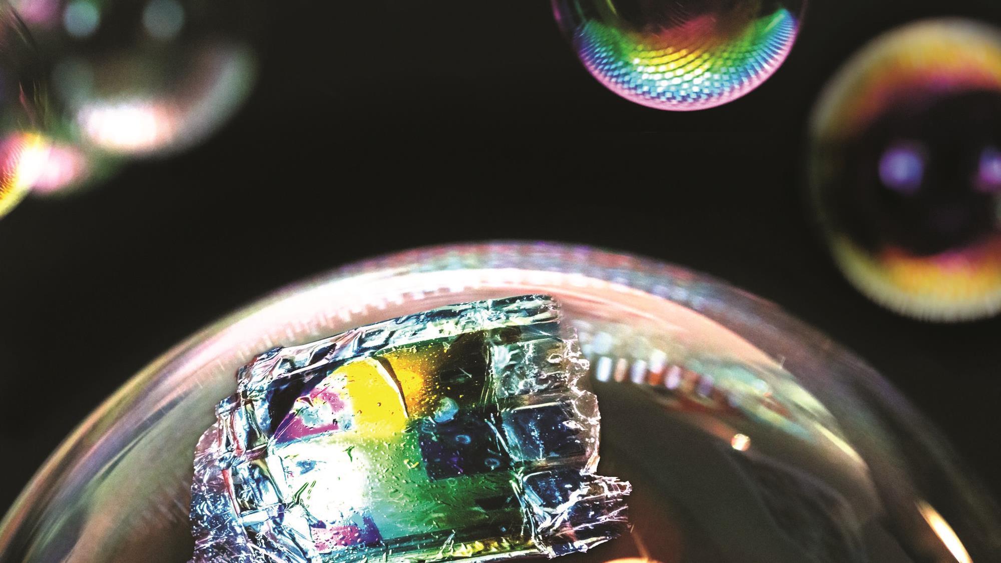 Soap bubble solar cell | International | ScienceLink